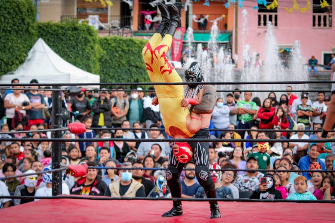 INDECU de El Marqués ofrece espectáculo de lucha libre para las ...